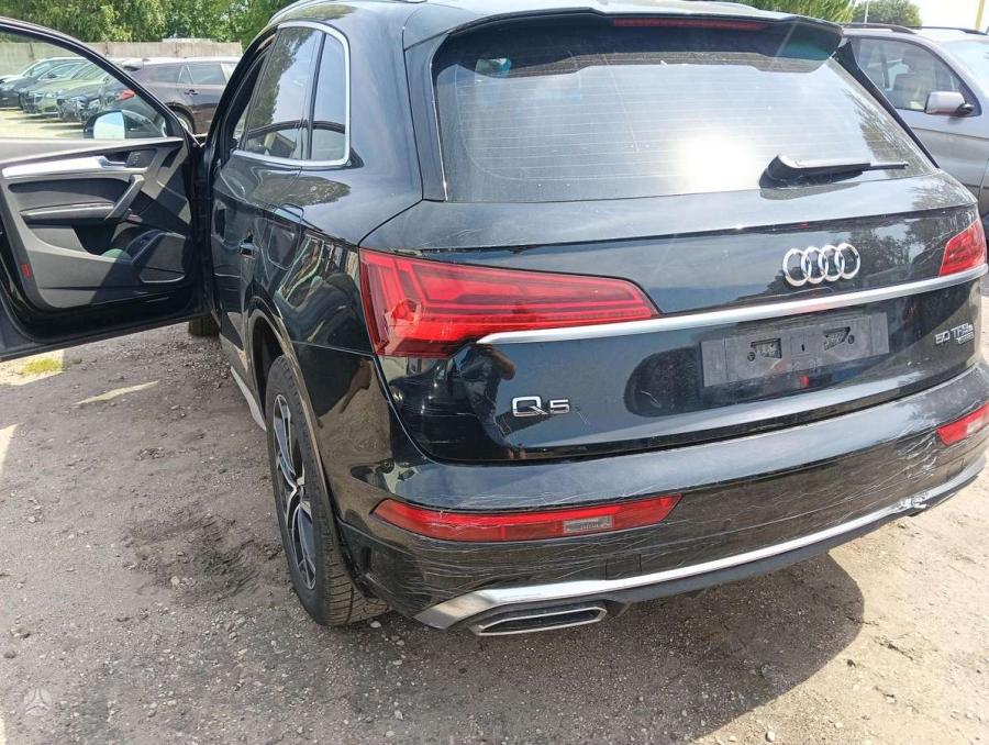 Black Audi Q5 2023 in Marijampole, with an engine capacity of 1.98 L and mileage of 160 thousand km for 14500 €, photo 40 on AUTOMOTO.COM.LV
