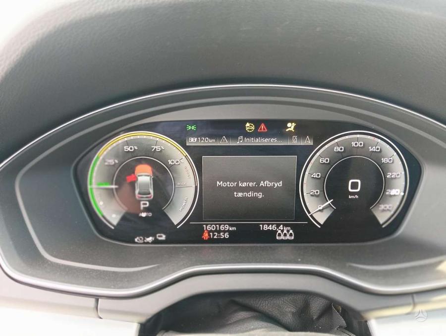 Black Audi Q5 2023 in Marijampole, with an engine capacity of 1.98 L and mileage of 160 thousand km for 14500 €, photo 41 on AUTOMOTO.COM.LV