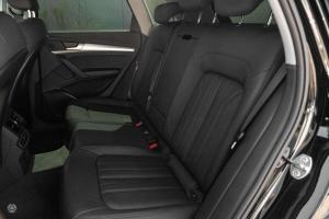 Melns Audi Q5 2023 Viļņa, ar dzinēja tilpumu 2.00 L un nobraukumu 84 tūkst. km par 34900 €, foto 11 vietnē AUTOMOTO.COM.LV