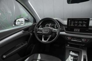 Melns Audi Q5 2023 Viļņa, ar dzinēja tilpumu 2.00 L un nobraukumu 84 tūkst. km par 34900 €, foto 13 vietnē AUTOMOTO.COM.LV
