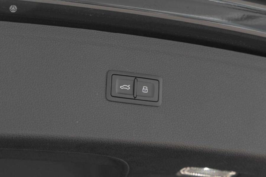 Melns Audi Q5 2023 Viļņa, ar dzinēja tilpumu 2.00 L un nobraukumu 84 tūkst. km par 34900 €, foto 20 vietnē AUTOMOTO.COM.LV