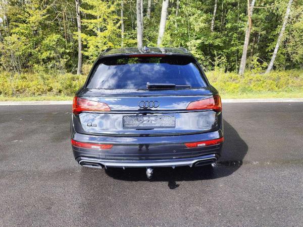 Black Audi Q5 2023 in Kaunas, with an engine capacity of 1.98 L and mileage of 50 thousand km for 34980 €, photo 6 on AUTOMOTO.COM.LV