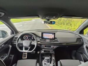 Black Audi Q5 2023 in Kaunas, with an engine capacity of 1.98 L and mileage of 50 thousand km for 34980 €, photo 9 on AUTOMOTO.COM.LV