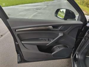 Black Audi Q5 2023 in Kaunas, with an engine capacity of 1.98 L and mileage of 50 thousand km for 34980 €, photo 14 on AUTOMOTO.COM.LV