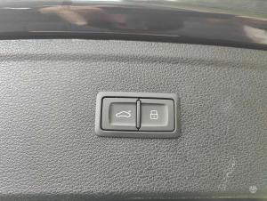 Black Audi Q5 2023 in Kaunas, with an engine capacity of 1.98 L and mileage of 50 thousand km for 34980 €, photo 17 on AUTOMOTO.COM.LV