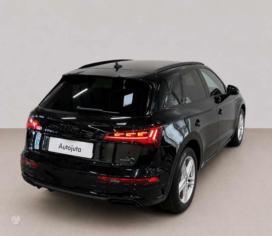 Black Audi Q5 2023 in Kaunas, with an engine capacity of 1.97 L and mileage of 141 thousand km for 30800 €, photo 5 on AUTOMOTO.COM.LV