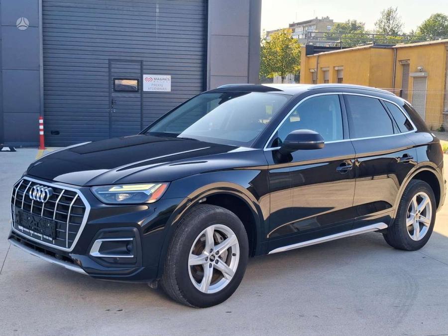 Black Audi Q5 2023 in Klaipeda, with an engine capacity of 2.00 L and mileage of 59 thousand km for 24999 €, photo 4 on AUTOMOTO.COM.LV