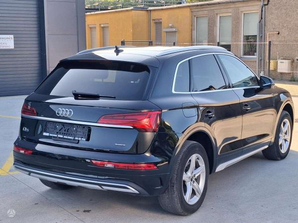 Black Audi Q5 2023 in Klaipeda, with an engine capacity of 2.00 L and mileage of 59 thousand km for 24999 €, photo 8 on AUTOMOTO.COM.LV