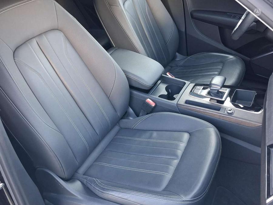 Black Audi Q5 2023 in Klaipeda, with an engine capacity of 2.00 L and mileage of 59 thousand km for 24999 €, photo 11 on AUTOMOTO.COM.LV