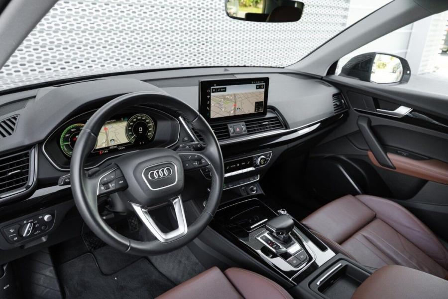 Black Audi Q5 2023 in Marupe, with an engine capacity of 2.00 L and mileage of 52 thousand km for 46000 €, photo 12 on AUTOMOTO.COM.LV