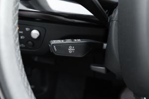 Black Audi Q5 2023 in Marupe, with an engine capacity of 2.00 L and mileage of 52 thousand km for 46000 €, photo 14 on AUTOMOTO.COM.LV