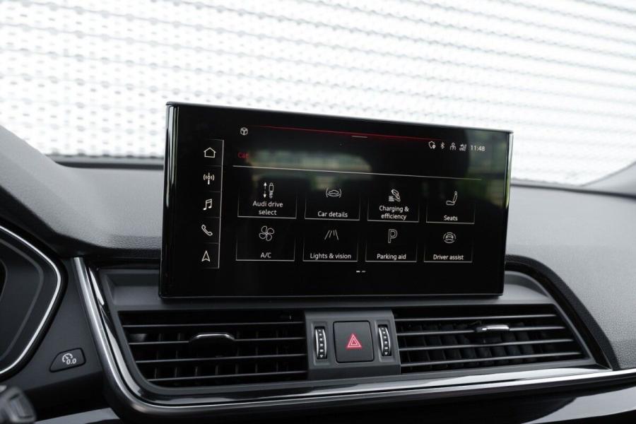 Black Audi Q5 2023 in Marupe, with an engine capacity of 2.00 L and mileage of 52 thousand km for 46000 €, photo 21 on AUTOMOTO.COM.LV