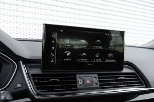 Black Audi Q5 2023 in Marupe, with an engine capacity of 2.00 L and mileage of 52 thousand km for 46000 €, photo 26 on AUTOMOTO.COM.LV