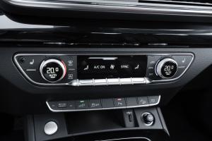 Black Audi Q5 2023 in Marupe, with an engine capacity of 2.00 L and mileage of 52 thousand km for 46000 €, photo 28 on AUTOMOTO.COM.LV