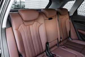 Black Audi Q5 2023 in Marupe, with an engine capacity of 2.00 L and mileage of 52 thousand km for 46000 €, photo 30 on AUTOMOTO.COM.LV