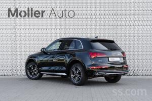 Black Audi Q5 2023 in Riga, with an engine capacity of 2.00 L and mileage of 52 thousand km for 46000 €, photo 4 on AUTOMOTO.COM.LV