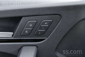 Black Audi Q5 2023 in Riga, with an engine capacity of 2.00 L and mileage of 52 thousand km for 46000 €, photo 9 on AUTOMOTO.COM.LV