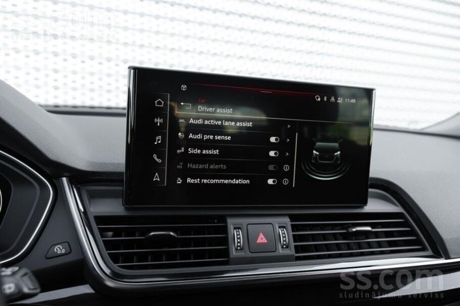 Black Audi Q5 2023 in Riga, with an engine capacity of 2.00 L and mileage of 52 thousand km for 46000 €, photo 25 on AUTOMOTO.COM.LV