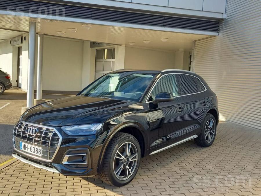 Melns Audi Q5 2023 Rīga, ar dzinēja tilpumu 2.00 L un nobraukumu 71 tūkst. km par 36900 €, foto 1 vietnē AUTOMOTO.COM.LV