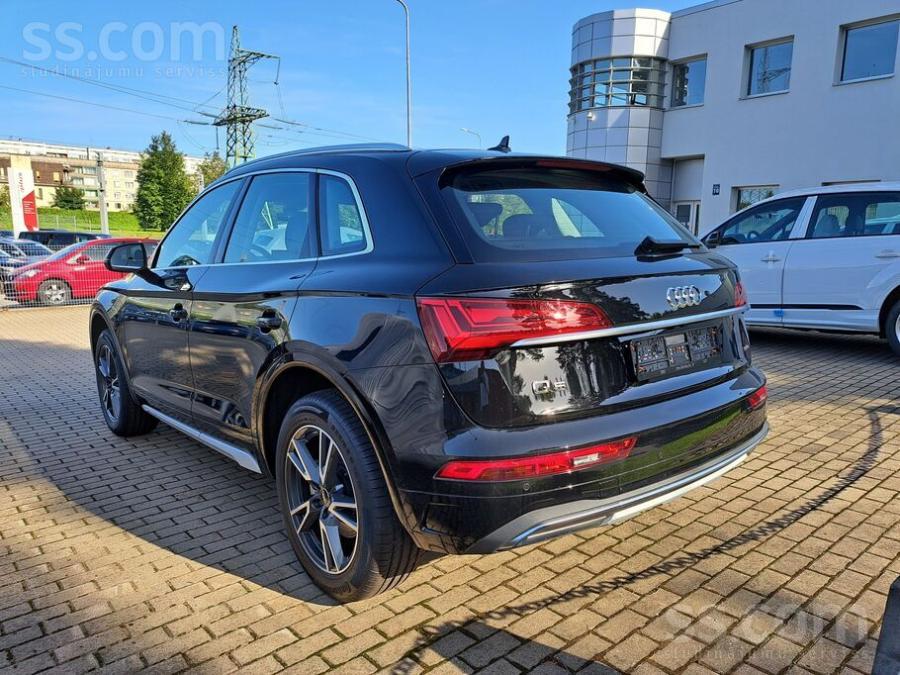 Melns Audi Q5 2023 Rīga, ar dzinēja tilpumu 2.00 L un nobraukumu 71 tūkst. km par 36900 €, foto 4 vietnē AUTOMOTO.COM.LV