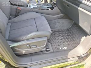 Melns Audi Q5 2023 Rīga, ar dzinēja tilpumu 2.00 L un nobraukumu 71 tūkst. km par 36900 €, foto 9 vietnē AUTOMOTO.COM.LV