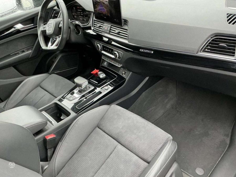 Melns Audi Q5 2023 Šauļi, ar dzinēja tilpumu 0.00 L un nobraukumu 110 tūkst. km par 38990 €, foto 5 vietnē AUTOMOTO.COM.LV