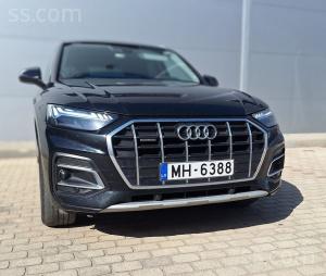 Black Audi Q5 2023 in Riga, with an engine capacity of 2.00 L and mileage of 71 thousand km for 35900 €, photo 5 on AUTOMOTO.COM.LV