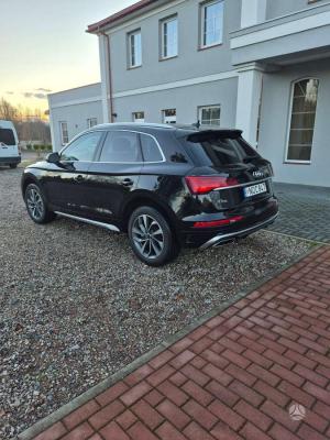Melns Audi Q5 2024 Klaipėda, ar dzinēja tilpumu 1.98 L un nobraukumu 18 tūkst. km par 36999 €, foto 3 vietnē AUTOMOTO.COM.LV