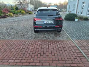 Melns Audi Q5 2024 Klaipėda, ar dzinēja tilpumu 1.98 L un nobraukumu 18 tūkst. km par 36999 €, foto 4 vietnē AUTOMOTO.COM.LV