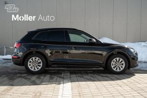 Black Audi Q5 2024 in Vilnius, with an engine capacity of 2.00 L and mileage of 32 thousand km for 37400 €, photo 7 on AUTOMOTO.COM.LV