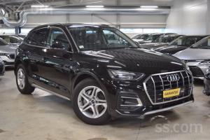 Black Audi Q5 2024 in Riga, with an engine capacity of 2.00 L and mileage of 40 thousand km for 35500 €, photo  on AUTOMOTO.COM.LV