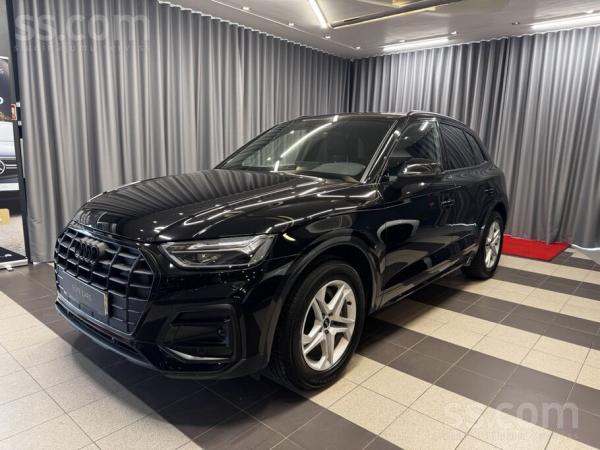 Black Audi Q5 2024 in Riga, with an engine capacity of 2.00 L and mileage of 16 thousand km for 39990 €, photo 1 on AUTOMOTO.COM.LV