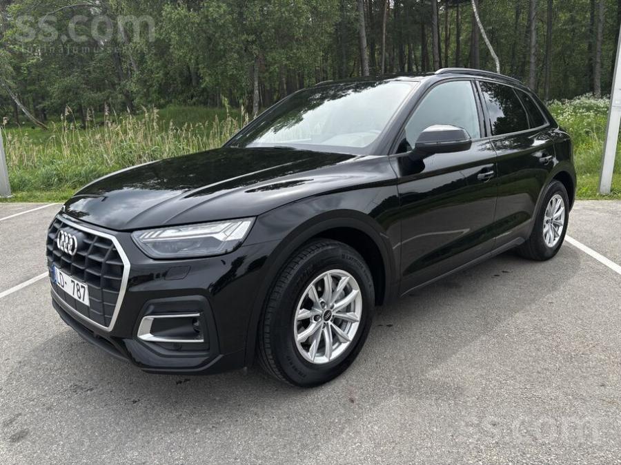 Melns Audi Q5 2024 Rīga, ar dzinēja tilpumu 2.00 L un nobraukumu 43 tūkst. km par 35500 €, foto 1 vietnē AUTOMOTO.COM.LV