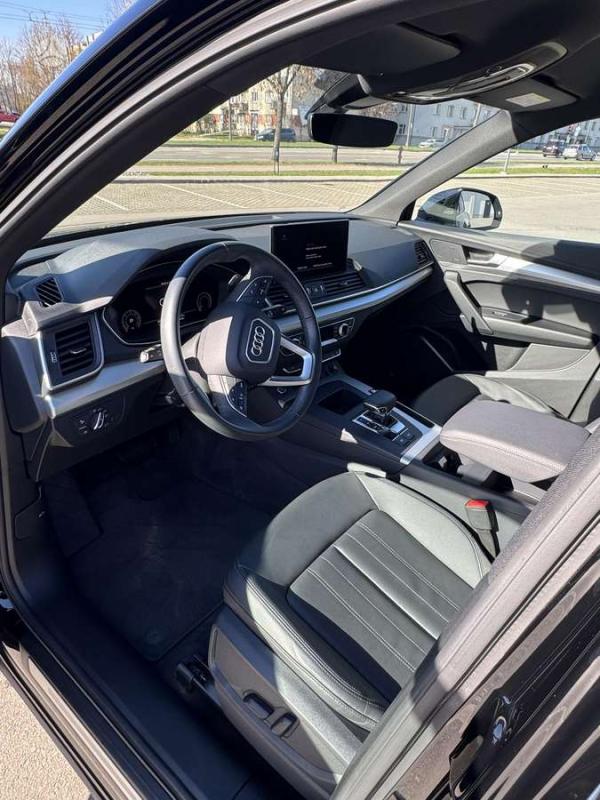 Black Audi Q5 2024 in Kaunas, with an engine capacity of 1.97 L and mileage of 33 thousand km for 31500 €, photo 9 on AUTOMOTO.COM.LV