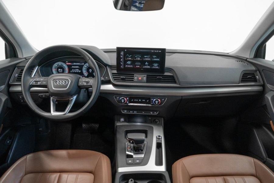 Melns Audi Q5 2024 Viļņa, ar dzinēja tilpumu 2.00 L un nobraukumu 31 tūkst. km par 31300 €, foto 13 vietnē AUTOMOTO.COM.LV