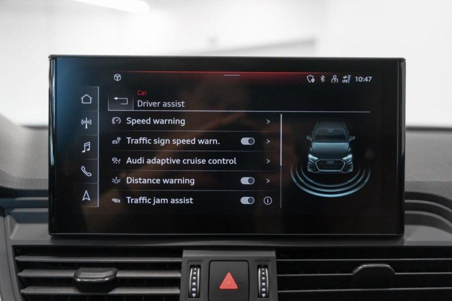 Melns Audi Q5 2024 Viļņa, ar dzinēja tilpumu 2.00 L un nobraukumu 31 tūkst. km par 31300 €, foto 16 vietnē AUTOMOTO.COM.LV