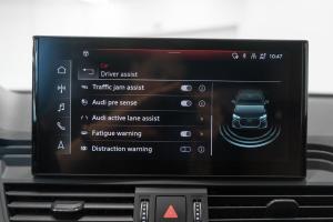 Melns Audi Q5 2024 Viļņa, ar dzinēja tilpumu 2.00 L un nobraukumu 31 tūkst. km par 31300 €, foto 17 vietnē AUTOMOTO.COM.LV