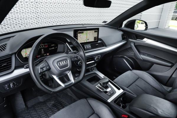 Black Audi Q5 2024 in Marupe, with an engine capacity of 2.00 L and mileage of 75 thousand km for 40000 €, photo 9 on AUTOMOTO.COM.LV