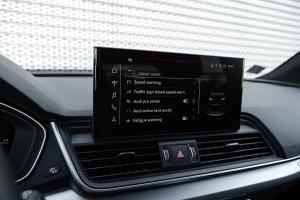 Черный Ауди Ку 5 2024 в Марупе, объемом двигателя 2.00 л и пробегом 75 тыс. км за 40000 €, фото 22 на AUTOMOTO.COM.LV