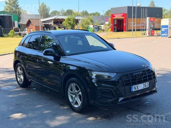 Black Audi Q5 2024 in Riga, with an engine capacity of 2.00 L and mileage of 16 thousand km for 39900 €, photo 2 on AUTOMOTO.COM.LV