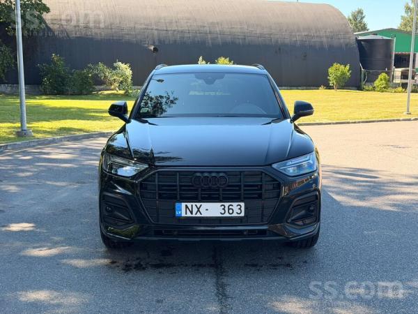 Black Audi Q5 2024 in Riga, with an engine capacity of 2.00 L and mileage of 16 thousand km for 39900 €, photo 3 on AUTOMOTO.COM.LV