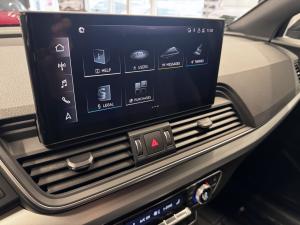 Melns Audi Q5 2024 Rīga, ar dzinēja tilpumu 2.00 L un nobraukumu 16 tūkst. km par 39990 €, foto 13 vietnē AUTOMOTO.COM.LV