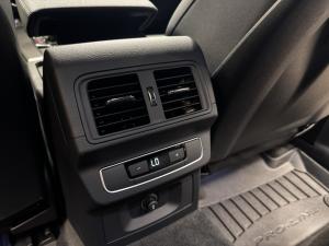 Melns Audi Q5 2024 Rīga, ar dzinēja tilpumu 2.00 L un nobraukumu 16 tūkst. km par 39990 €, foto 24 vietnē AUTOMOTO.COM.LV