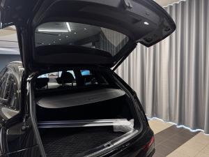 Melns Audi Q5 2024 Rīga, ar dzinēja tilpumu 2.00 L un nobraukumu 16 tūkst. km par 39990 €, foto 25 vietnē AUTOMOTO.COM.LV