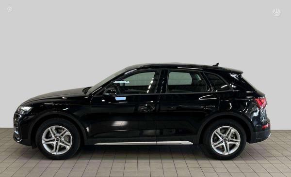 Black Audi Q5 2024 in Kaunas, with an engine capacity of 1.97 L and mileage of 54 thousand km for 35900 €, photo 2 on AUTOMOTO.COM.LV