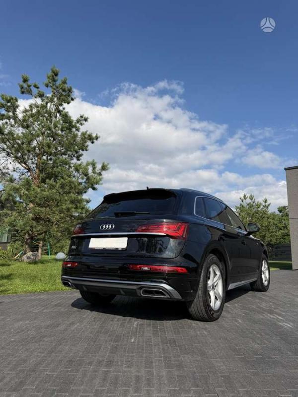 Melns Audi Q5 2024 Palanga, ar dzinēja tilpumu 1.97 L un nobraukumu 30 tūkst. km par 39000 €, foto 8 vietnē AUTOMOTO.COM.LV