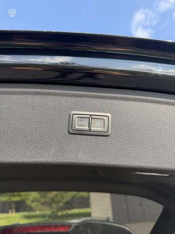 Melns Audi Q5 2024 Palanga, ar dzinēja tilpumu 1.97 L un nobraukumu 30 tūkst. km par 39000 €, foto 10 vietnē AUTOMOTO.COM.LV