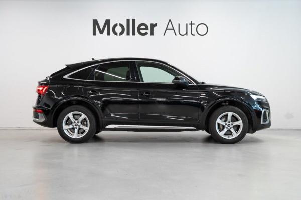 Black Audi Q5 2024 in Vilnius, with an engine capacity of 2.00 L and mileage of 105 thousand km for 35900 €, photo 4 on AUTOMOTO.COM.LV