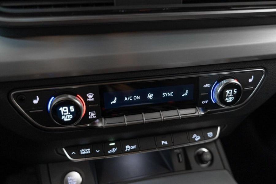 Melns Audi Q5 2024 Viļņa, ar dzinēja tilpumu 2.00 L un nobraukumu 105 tūkst. km par 35900 €, foto 18 vietnē AUTOMOTO.COM.LV
