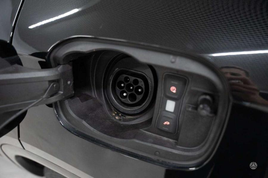 Черный Ауди Ку 5 2024 в Вильнюс, объемом двигателя 2.00 л и пробегом 105 тыс. км за 35900 €, фото 23 на AUTOMOTO.COM.LV